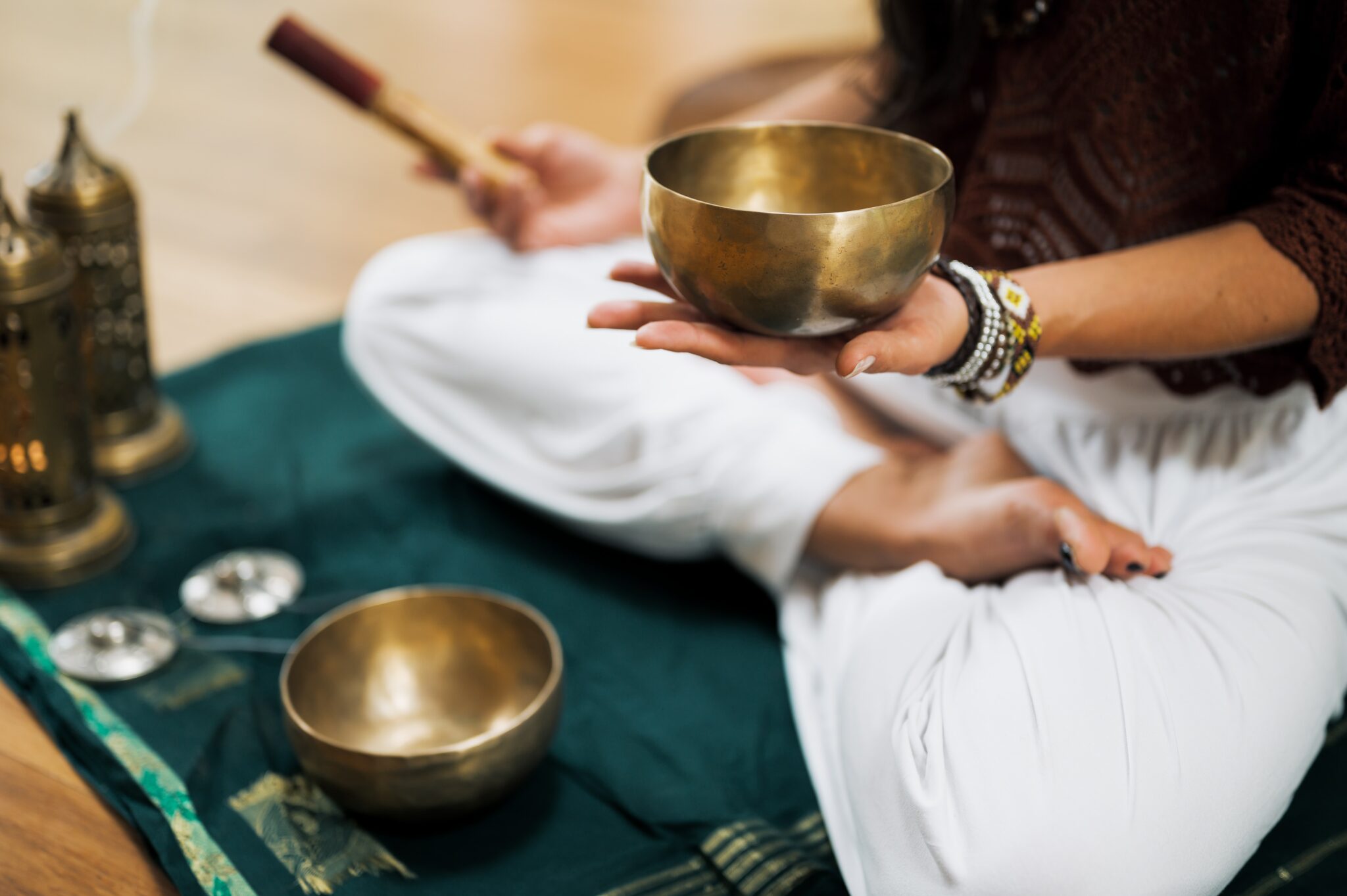 What is Sound Bowl Healing? And How Does it Work? - Naturally Dr. Sue ...